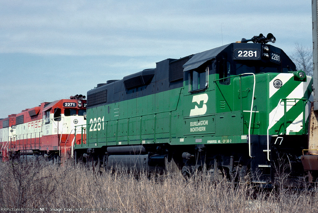 Burlington Northern GP38-2 #2281